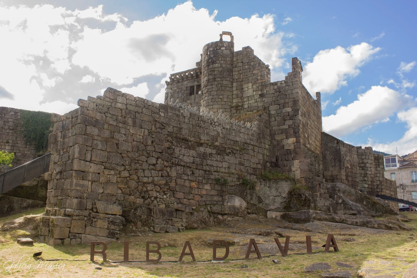 Castillo De Los Sarmiento En Ribadavia GALICIA M XICA Castillo De Los Sarmiento En Ribadavia GALICIA M XICA